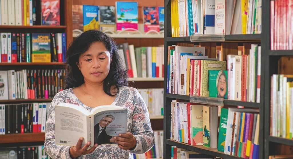 Bookstores need to have a clear identity to better position themselves ...